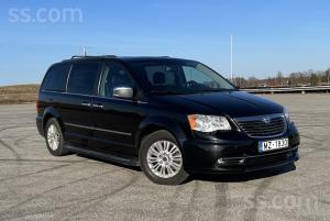 Melns Chrysler Grand Voyager 2012 Valmiera, ar dzinēja tilpumu 2.80 L un nobraukumu 308 tūkst. km par 7450 €, foto 4 vietnē AUTOMOTO.COM.LV