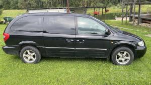 Melns Chrysler Grand Voyager 2006 Tartu, ar dzinēja tilpumu 0.00 L un nobraukumu 225 tūkst. km par 3600 €, foto 3 vietnē AUTOMOTO.COM.LV