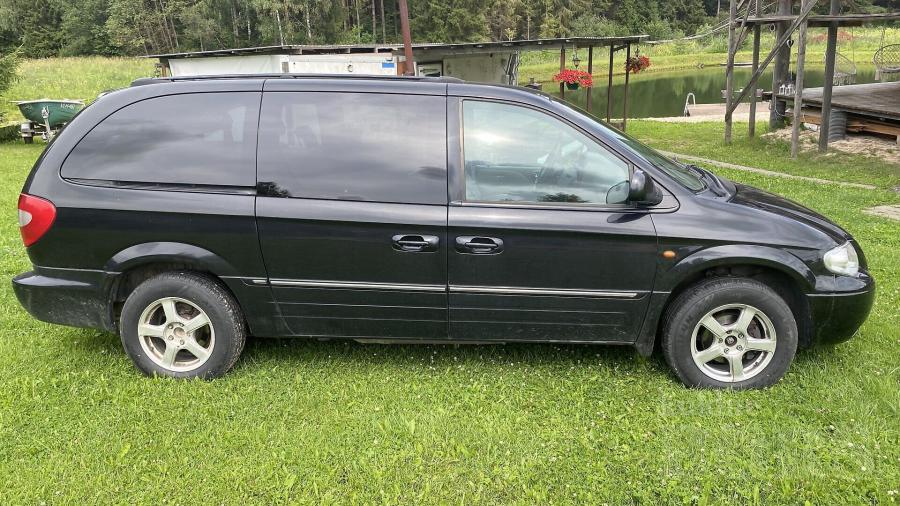 Melns Chrysler Grand Voyager 2006 Tartu, ar dzinēja tilpumu 0.00 L un nobraukumu 225 tūkst. km par 3600 €, foto 3 vietnē AUTOMOTO.COM.LV