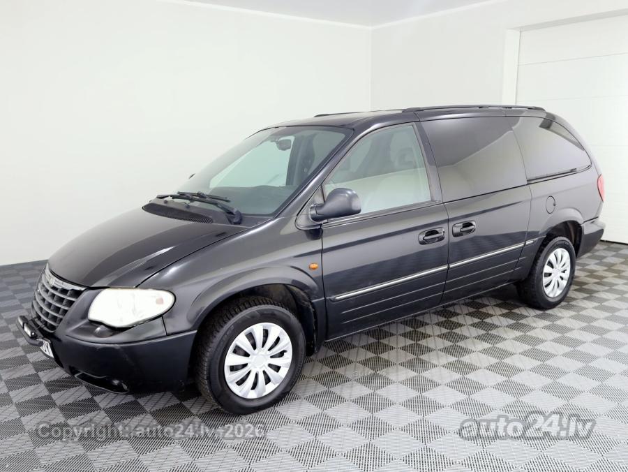 Melns Chrysler Grand Voyager 2006 Tallina, ar dzinēja tilpumu 2.80 L un nobraukumu 259 tūkst. km par 1299 €, foto 3 vietnē AUTOMOTO.COM.LV