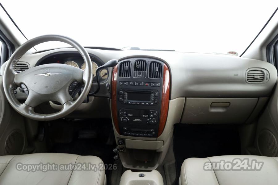 Melns Chrysler Grand Voyager 2007 Tallina, ar dzinēja tilpumu 2.80 L un nobraukumu 265 tūkst. km par 1599 €, foto 6 vietnē AUTOMOTO.COM.LV