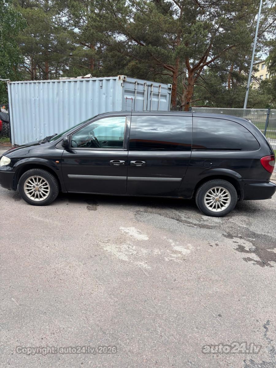 Melns Chrysler Grand Voyager 2007 Tallina, ar dzinēja tilpumu 2.80 L un nobraukumu 263 tūkst. km par 1300 €, foto 6 vietnē AUTOMOTO.COM.LV