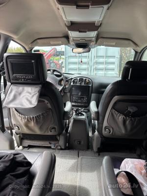 Melns Chrysler Grand Voyager 2007 Tallina, ar dzinēja tilpumu 2.80 L un nobraukumu 263 tūkst. km par 1300 €, foto 9 vietnē AUTOMOTO.COM.LV