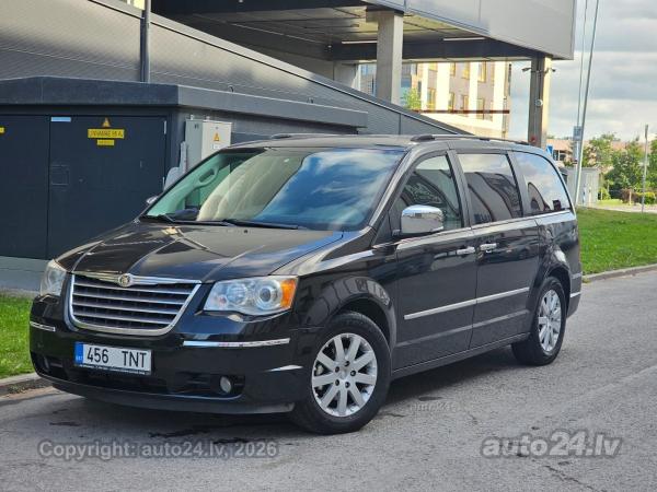 Melns Chrysler Grand Voyager 2008 Tallina, ar dzinēja tilpumu 2.80 L un nobraukumu 319 tūkst. km par 4998 €, foto 3 vietnē AUTOMOTO.COM.LV