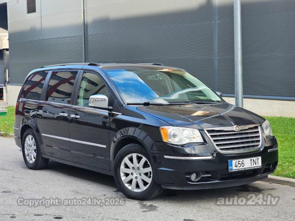 Melns Chrysler Grand Voyager 2008 Tallina, ar dzinēja tilpumu 2.80 L un nobraukumu 319 tūkst. km par 4998 €, foto 4 vietnē AUTOMOTO.COM.LV