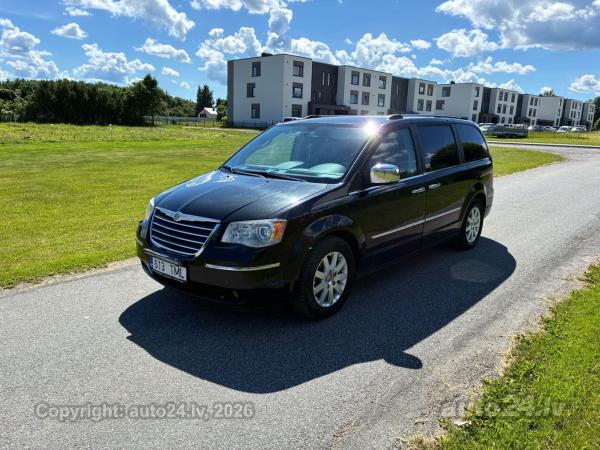 Melns Chrysler Grand Voyager 2011 Tartu, ar dzinēja tilpumu 2.80 L un nobraukumu 310 tūkst. km par 3999 €, foto 2 vietnē AUTOMOTO.COM.LV