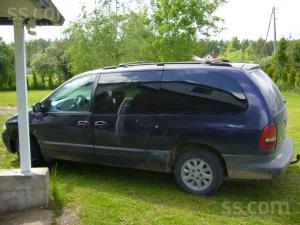 Zils Chrysler Grand Voyager 1997 Rīga, ar dzinēja tilpumu 3.80 L un nobraukumu 570 tūkst. km par 990 €, foto 3 vietnē AUTOMOTO.COM.LV