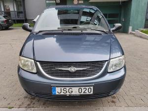 Blue Chrysler Grand Voyager 2003 in Vilnius, with an engine capacity of 3.30 L and mileage of 372 thousand km for 1999 €, photo 9 on AUTOMOTO.COM.LV