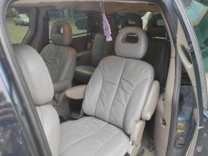 Blue Chrysler Grand Voyager 2003 in Vilnius, with an engine capacity of 3.30 L and mileage of 372 thousand km for 1999 €, photo 14 on AUTOMOTO.COM.LV