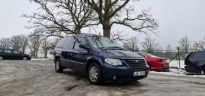 Zils Chrysler Grand Voyager 2004 Valmiera, ar dzinēja tilpumu 2.80 L un nobraukumu 273 tūkst. km par 1750 €, foto 4 vietnē AUTOMOTO.COM.LV