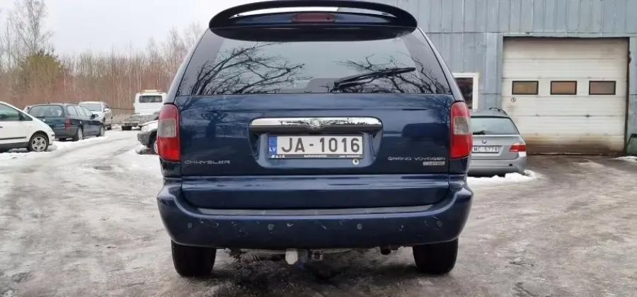 Zils Chrysler Grand Voyager 2004 Valmiera, ar dzinēja tilpumu 2.80 L un nobraukumu 273 tūkst. km par 1750 €, foto 7 vietnē AUTOMOTO.COM.LV