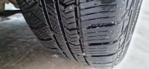 Zils Chrysler Grand Voyager 2004 Valmiera, ar dzinēja tilpumu 2.80 L un nobraukumu 273 tūkst. km par 1750 €, foto 13 vietnē AUTOMOTO.COM.LV