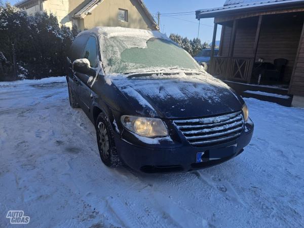 Zils Chrysler Grand Voyager 2005 Vilkaviškis, ar dzinēja tilpumu 2.80 L un nobraukumu 2 tūkst. km par 770 €, foto 5 vietnē AUTOMOTO.COM.LV