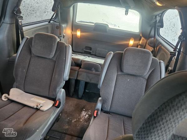 Zils Chrysler Grand Voyager 2005 Vilkaviškis, ar dzinēja tilpumu 2.80 L un nobraukumu 2 tūkst. km par 770 €, foto 8 vietnē AUTOMOTO.COM.LV