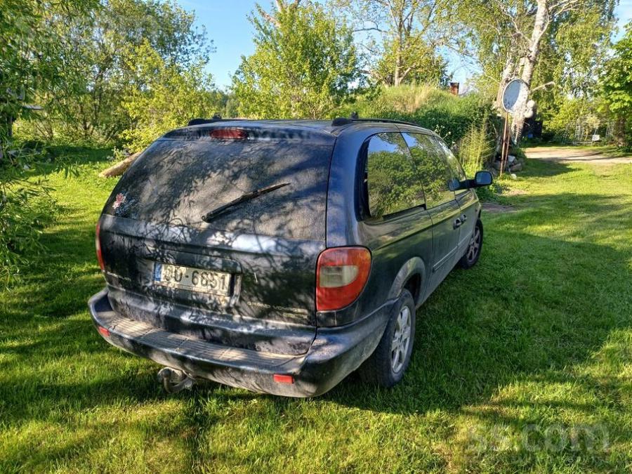 Синий Крайслер Гранд Вояджер 2005 в Лимбажи, объемом двигателя 2.80 л и пробегом 413 тыс. км за 1550 €, фото 3 на AUTOMOTO.COM.LV