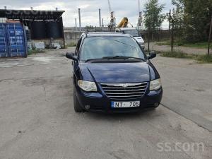 Blue Chrysler Grand Voyager 2005 in Riga, with an engine capacity of 2.80 L and mileage of 30 thousand km for 1850 €, photo  on AUTOMOTO.COM.LV