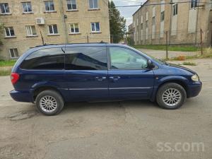 Синий Крайслер Гранд Вояджер 2005 в Рига, объемом двигателя 2.80 л и пробегом 30 тыс. км за 1850 €, фото 3 на AUTOMOTO.COM.LV