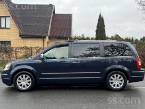 Zils Chrysler Grand Voyager 2008 Jelgava, ar dzinēja tilpumu 2.80 L un nobraukumu 331 tūkst. km par 4500 €, foto 5 vietnē AUTOMOTO.COM.LV