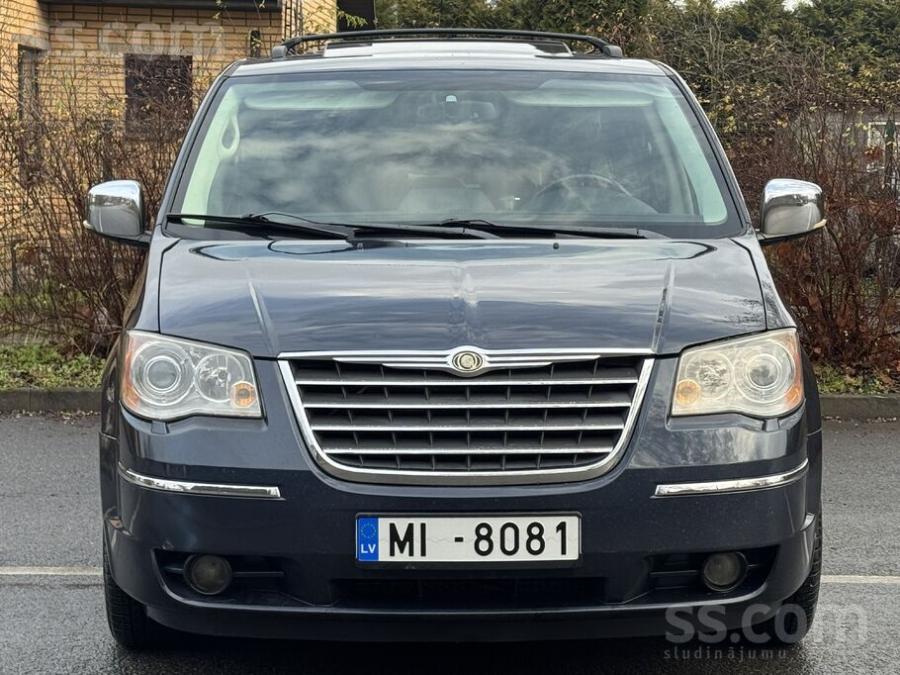 Zils Chrysler Grand Voyager 2008 Jelgava, ar dzinēja tilpumu 2.80 L un nobraukumu 331 tūkst. km par 4500 €, foto 9 vietnē AUTOMOTO.COM.LV