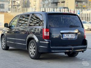 Blue Chrysler Grand Voyager 2008 in Vilnius, with an engine capacity of 2.80 L and mileage of 203 thousand km for 2500 €, photo 3 on AUTOMOTO.COM.LV