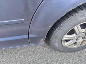 Zils Chrysler Grand Voyager 2008 Viļņa, ar dzinēja tilpumu 2.80 L un nobraukumu 300 tūkst. km par 1200 €, foto 8 vietnē AUTOMOTO.COM.LV