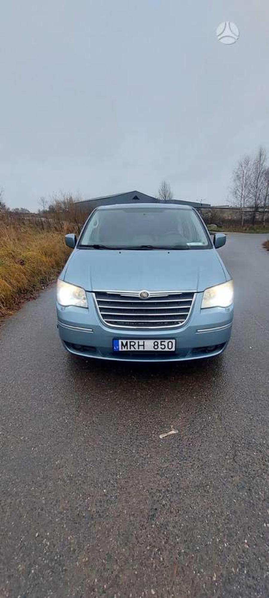 Zils Chrysler Grand Voyager 2009 Klaipėda, ar dzinēja tilpumu 2.78 L un nobraukumu 286 tūkst. km par 3100 €, foto 1 vietnē AUTOMOTO.COM.LV