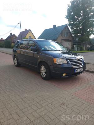 Blue Chrysler Grand Voyager 2009 in Cesis, with an engine capacity of 2.80 L and mileage of 334 thousand km for 3200 €, photo  on AUTOMOTO.COM.LV