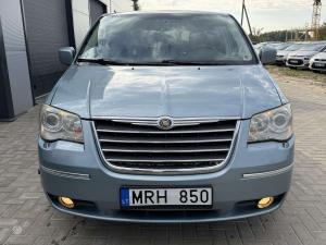 Zils Chrysler Grand Voyager 2009 Viļņa, ar dzinēja tilpumu 2.78 L un nobraukumu 300 tūkst. km par 2350 €, foto 12 vietnē AUTOMOTO.COM.LV