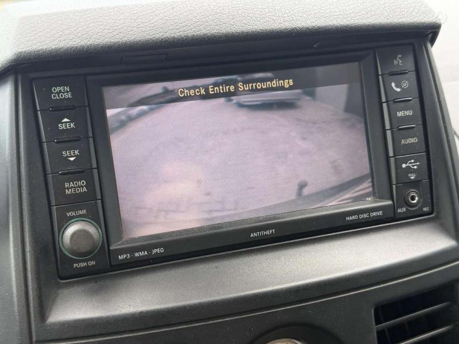 Zils Chrysler Grand Voyager 2009 Viļņa, ar dzinēja tilpumu 2.78 L un nobraukumu 300 tūkst. km par 2350 €, foto 25 vietnē AUTOMOTO.COM.LV