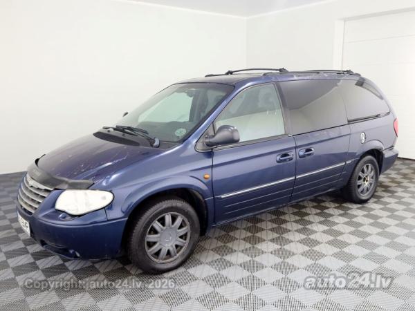 Blue Chrysler Grand Voyager 2005 in Tallinn, with an engine capacity of 2.80 L and mileage of 277 thousand km for 699 €, photo 2 on AUTOMOTO.COM.LV