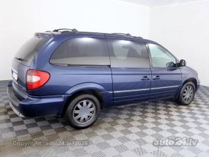 Zils Chrysler Grand Voyager 2005 Tallina, ar dzinēja tilpumu 2.80 L un nobraukumu 277 tūkst. km par 699 €, foto 3 vietnē AUTOMOTO.COM.LV