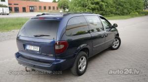Zils Chrysler Grand Voyager 2005 Tallina, ar dzinēja tilpumu 2.80 L un nobraukumu 400 tūkst. km par 1499 €, foto 16 vietnē AUTOMOTO.COM.LV