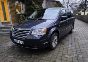 Blue Chrysler Grand Voyager 2008 in Tallinn, with an engine capacity of 3.80 L and mileage of 273 thousand km for 3790 €, photo 6 on AUTOMOTO.COM.LV