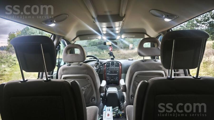 Brūns Chrysler Grand Voyager 2005 Rīga, ar dzinēja tilpumu 3.30 L un nobraukumu 429 tūkst. km par 2500 €, foto 6 vietnē AUTOMOTO.COM.LV
