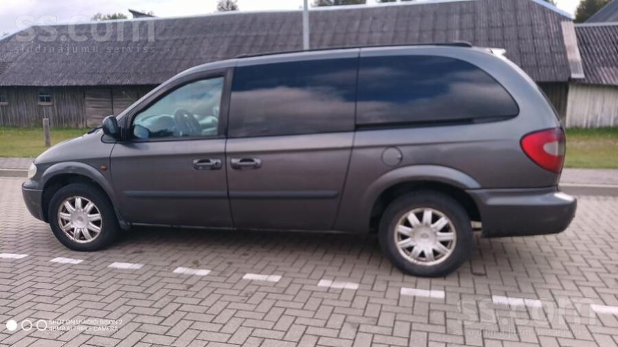 Brūns Chrysler Grand Voyager 2005 Cēsis, ar dzinēja tilpumu 2.50 L un nobraukumu 444 tūkst. km par 990 €, foto 3 vietnē AUTOMOTO.COM.LV