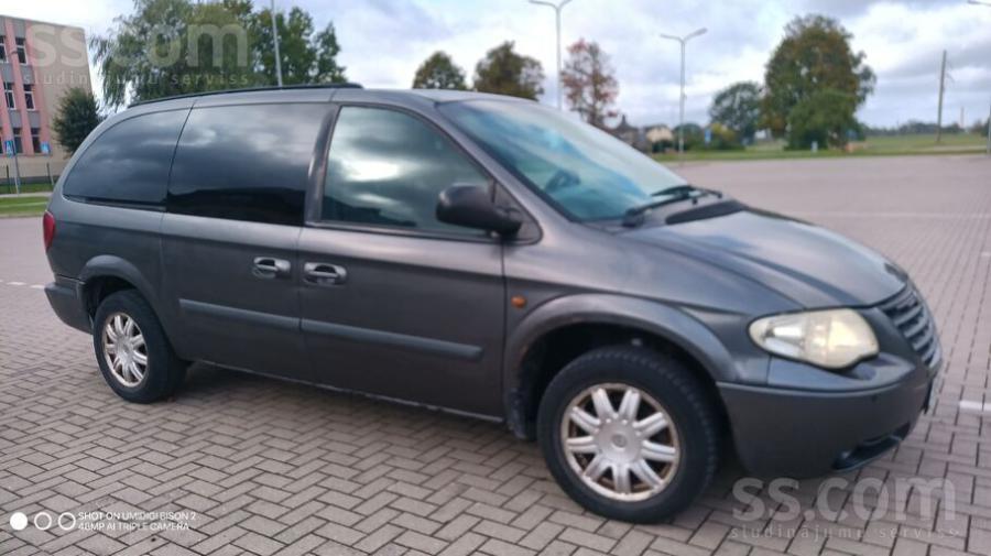 Brūns Chrysler Grand Voyager 2005 Cēsis, ar dzinēja tilpumu 2.50 L un nobraukumu 444 tūkst. km par 990 €, foto 5 vietnē AUTOMOTO.COM.LV