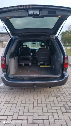 Brūns Chrysler Grand Voyager 2005 Cēsis, ar dzinēja tilpumu 2.50 L un nobraukumu 444 tūkst. km par 990 €, foto 13 vietnē AUTOMOTO.COM.LV