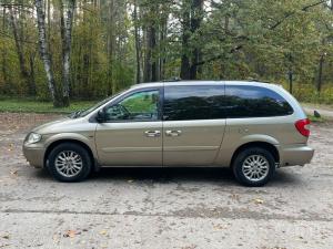 Brūns Chrysler Grand Voyager 2005 Rīga, ar dzinēja tilpumu 3.30 L un nobraukumu 0 tūkst. km par 3199 €, foto 3 vietnē AUTOMOTO.COM.LV