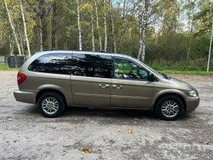 Brūns Chrysler Grand Voyager 2005 Rīga, ar dzinēja tilpumu 3.30 L un nobraukumu 0 tūkst. km par 3199 €, foto 7 vietnē AUTOMOTO.COM.LV