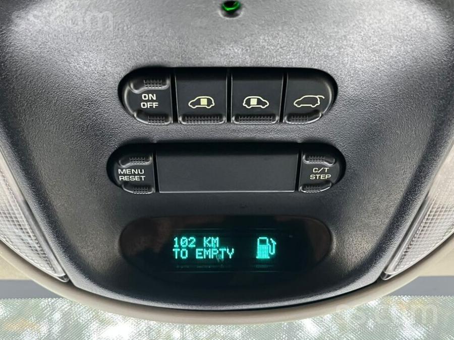 Brūns Chrysler Grand Voyager 2005 Rīga, ar dzinēja tilpumu 3.30 L un nobraukumu 0 tūkst. km par 3199 €, foto 17 vietnē AUTOMOTO.COM.LV