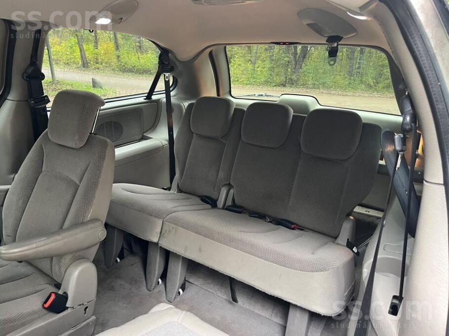Brūns Chrysler Grand Voyager 2005 Rīga, ar dzinēja tilpumu 3.30 L un nobraukumu 0 tūkst. km par 3199 €, foto 24 vietnē AUTOMOTO.COM.LV