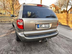 Brūns Chrysler Grand Voyager 2006 Rīga, ar dzinēja tilpumu 2.50 L un nobraukumu 260 tūkst. km par 850 €, foto 5 vietnē AUTOMOTO.COM.LV