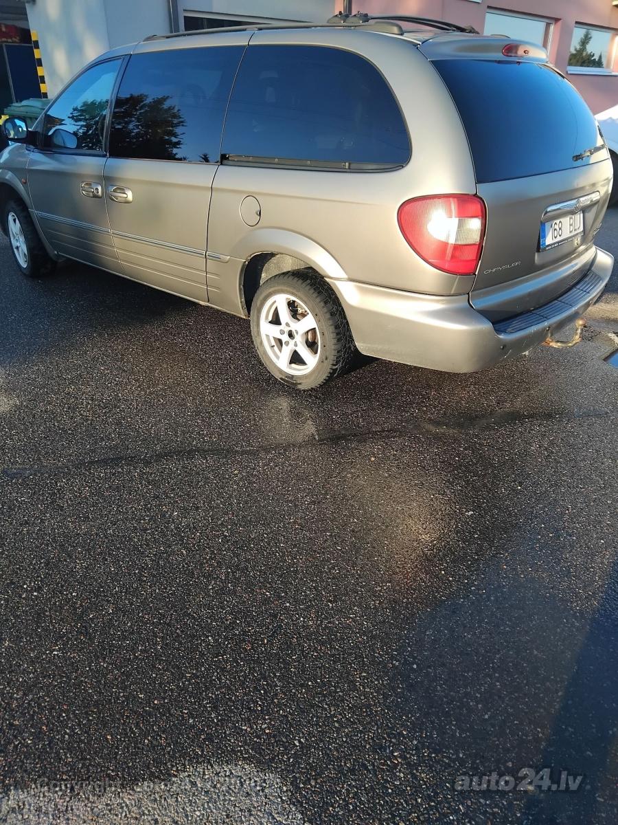 Brown Chrysler Grand Voyager 2005 in Tallinn, with an engine capacity of 2.50 L and mileage of 468 thousand km for 1750 €, photo 7 on AUTOMOTO.COM.LV