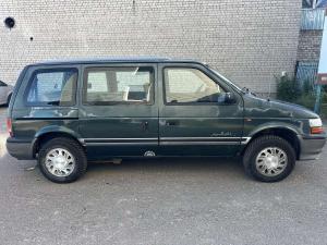 Zaļš Chrysler Grand Voyager 1993 Tauragė, ar dzinēja tilpumu 3.30 L un nobraukumu 180 tūkst. km par 1750 €, foto 4 vietnē AUTOMOTO.COM.LV