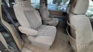 Zaļš Chrysler Grand Voyager 1994 Rīga, ar dzinēja tilpumu 3.30 L un nobraukumu 313 tūkst. km par 1000 €, foto 17 vietnē AUTOMOTO.COM.LV