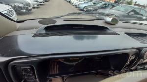 Zaļš Chrysler Grand Voyager 1994 Rīga, ar dzinēja tilpumu 3.30 L un nobraukumu 313 tūkst. km par 1000 €, foto 25 vietnē AUTOMOTO.COM.LV