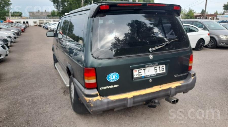 Zaļš Chrysler Grand Voyager 1994 Rīga, ar dzinēja tilpumu 3.30 L un nobraukumu 313 tūkst. km par 1000 €, foto 34 vietnē AUTOMOTO.COM.LV