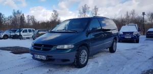 Zaļš Chrysler Grand Voyager 1997 Valmiera, ar dzinēja tilpumu 3.30 L un nobraukumu 311 tūkst. km par 1000 €, foto 8 vietnē AUTOMOTO.COM.LV