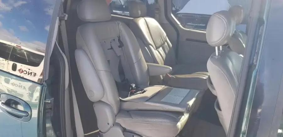 Zaļš Chrysler Grand Voyager 1997 Valmiera, ar dzinēja tilpumu 3.30 L un nobraukumu 311 tūkst. km par 1000 €, foto 11 vietnē AUTOMOTO.COM.LV