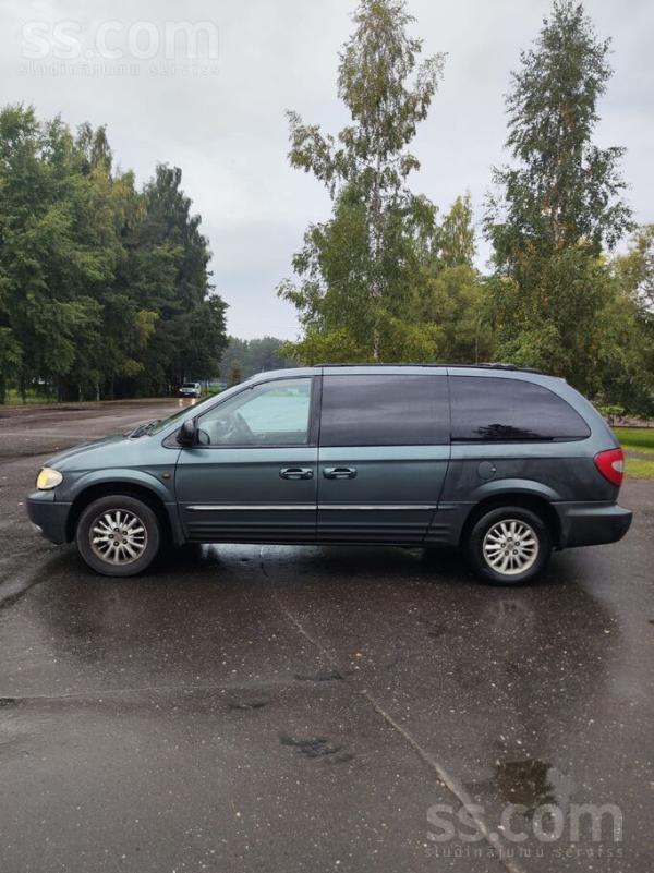Zaļš Chrysler Grand Voyager 2001 Jūrmala, ar dzinēja tilpumu 3.30 L un nobraukumu 471 tūkst. km par 1500 €, foto 3 vietnē AUTOMOTO.COM.LV